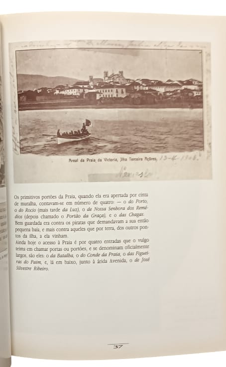Praia da Vitória de Francisco Ernesto de Oliveira Martins - Manuseado