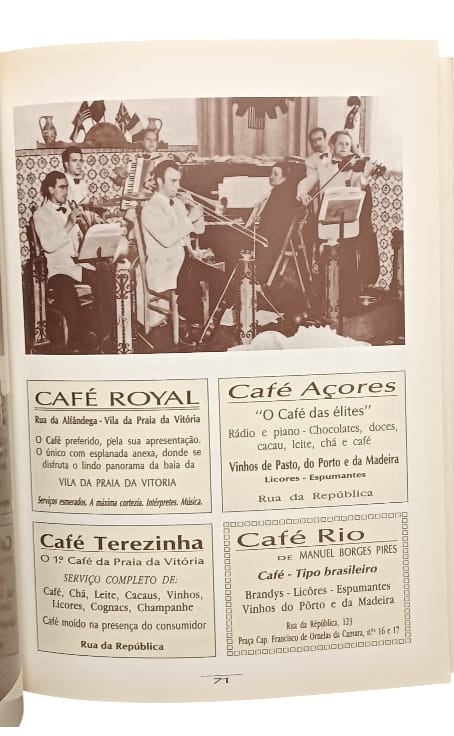 Praia da Vitória de Francisco Ernesto de Oliveira Martins - Manuseado